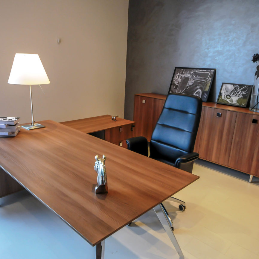 Aria desk - Executive - Mohm